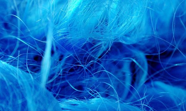 Was sind synthetische Fasern? Infos im Lexikon